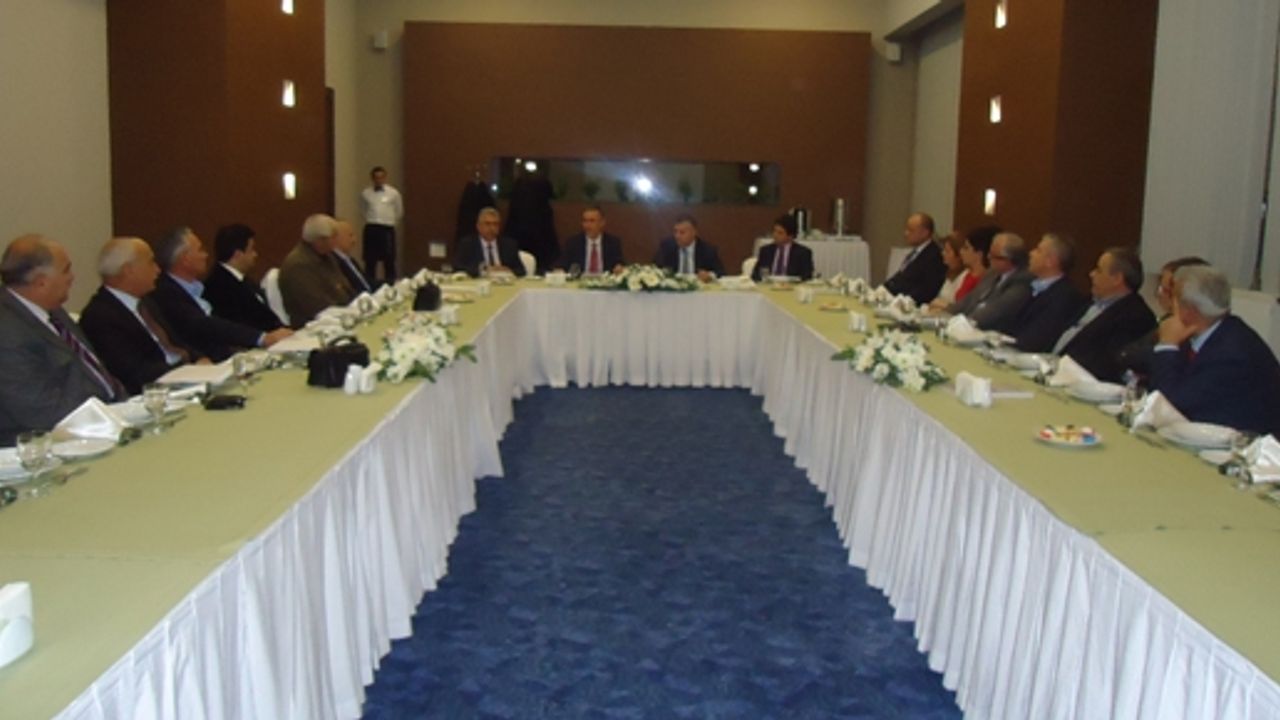 UBS Bank, Çorumlu Sanayicileri Bilgilendirdi - Çorum Haber - Çorum Son ...