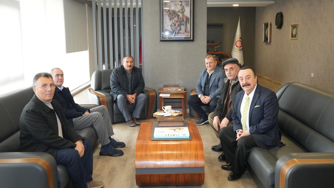 Hacı Bektaş Veli Anadolu Kültür Vakfı Çorum Şubesi’nden ÇTSO Başkanı ...