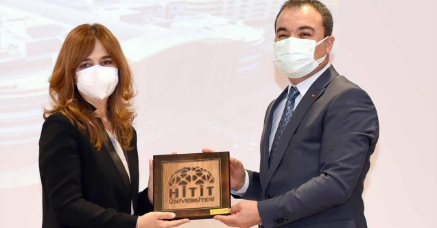 Tıp Fakültesi Dekanı Prof. Dr. Meral Gülhan, emekli oldu - Çorum Haber ...