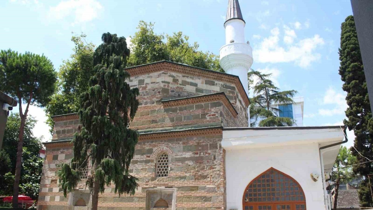 Yalı Cami, ilk günkü tarihi dokusuyla dimdik ayakta - Çorum Haber ...