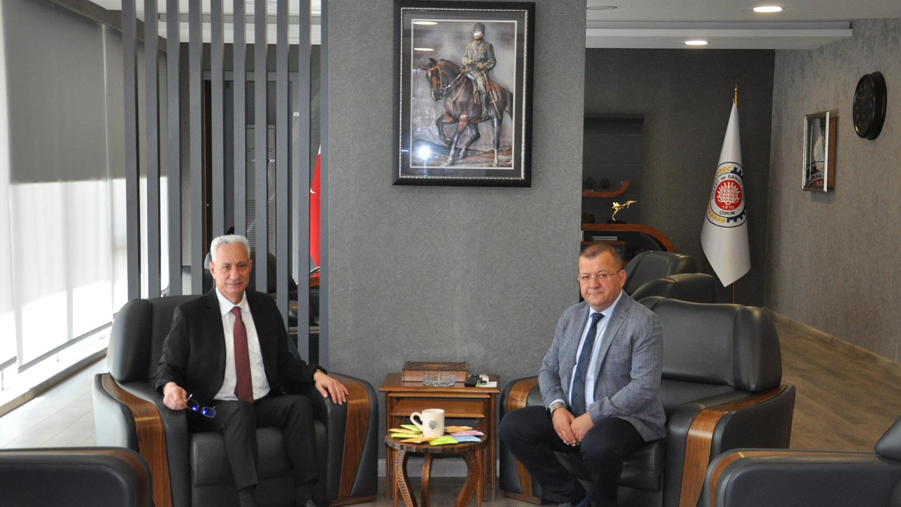 Çorum İl Gümrük Müdürü Abdullah Süzer'den TSO Başkanı Çetin ...